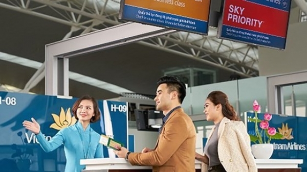 Use of chip-based ID cards for fast check-in for domestic flights to be ...