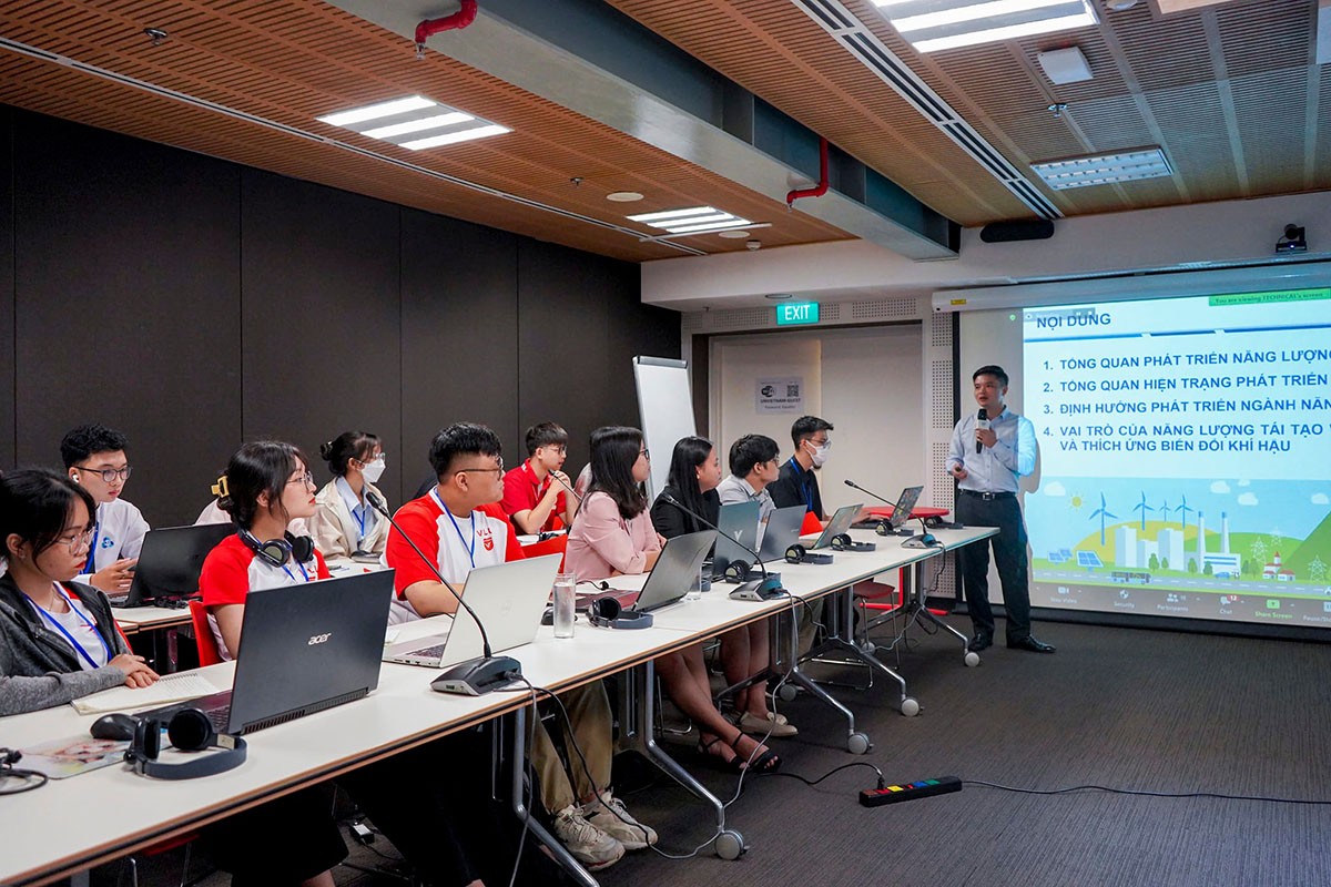 Workshop on youth empowerment for energy transition