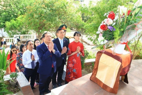 President Ho Chi Minh’s birthday celebrated abroad